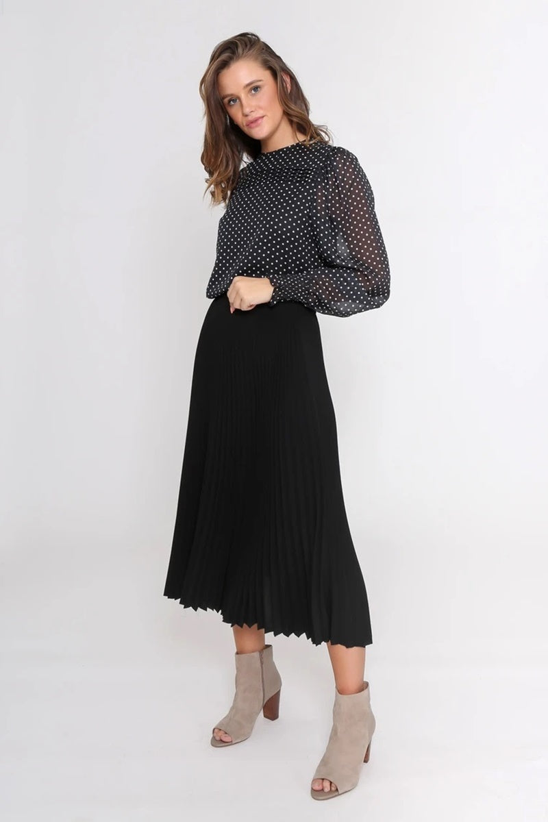 Shop Leoni - Dylan Pleated Skirt - Black | milk + ginger – Milk + Ginger